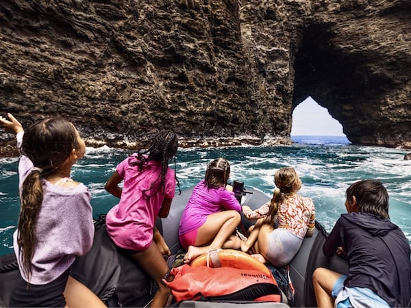 Unforgettable Kauai Zodiac Boat Tours Down Na Pali Coast | Wet & Wild ...